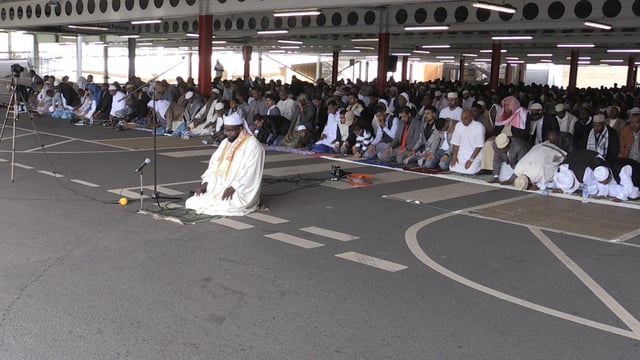 Eid celebrations and prayers in Tesco car park | Sheffield Live!