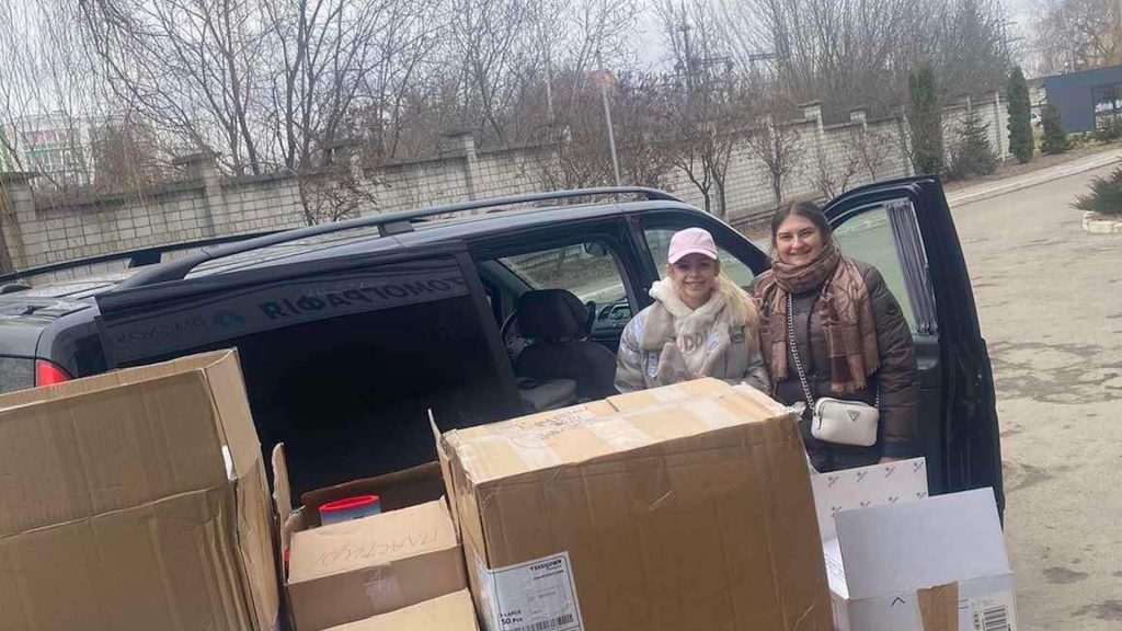 Sheffield family deliver aid to Ukrainian border | Sheffield Live!